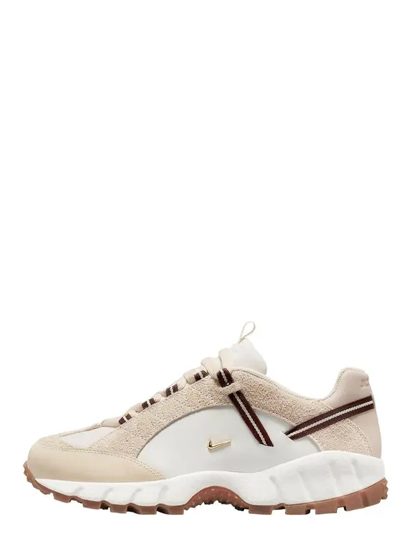 Nike X Jacquemus Air Humara Lx "sail" Sneakers - Light Bone/gold/sail
