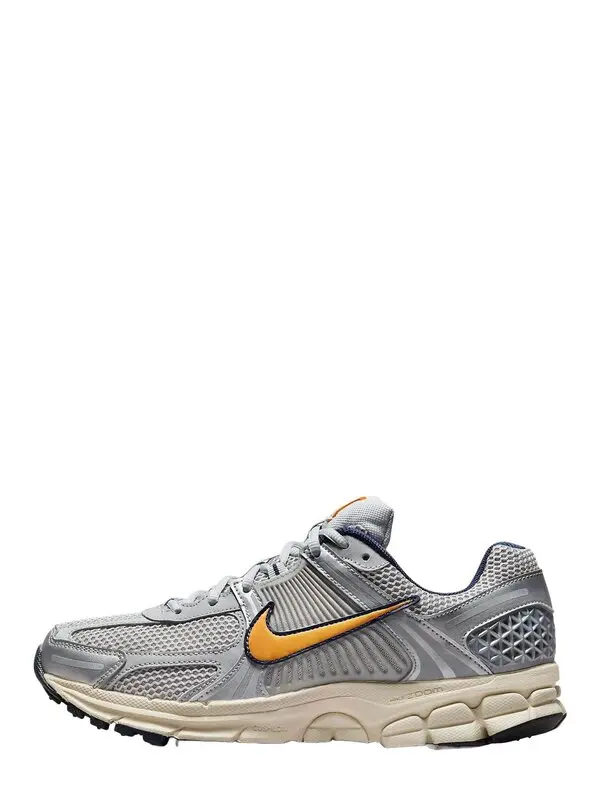 Nike Zoom Vomero - Pure Platinum/laser Orange