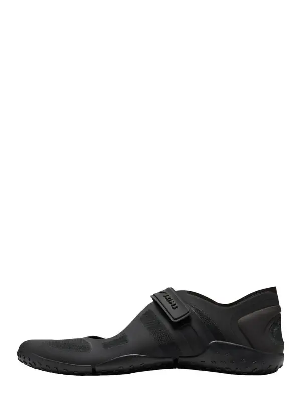 Nike X Skims Air Rift Mesh Tabi Toe Sneakers - Black