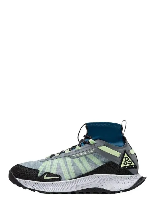 Nike Terra Zaherra Sneakers - Grey/green