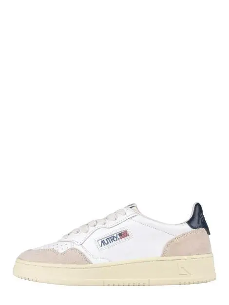 AUTRY Medalist Low Suede Sneakers - White/suede/dark Blue