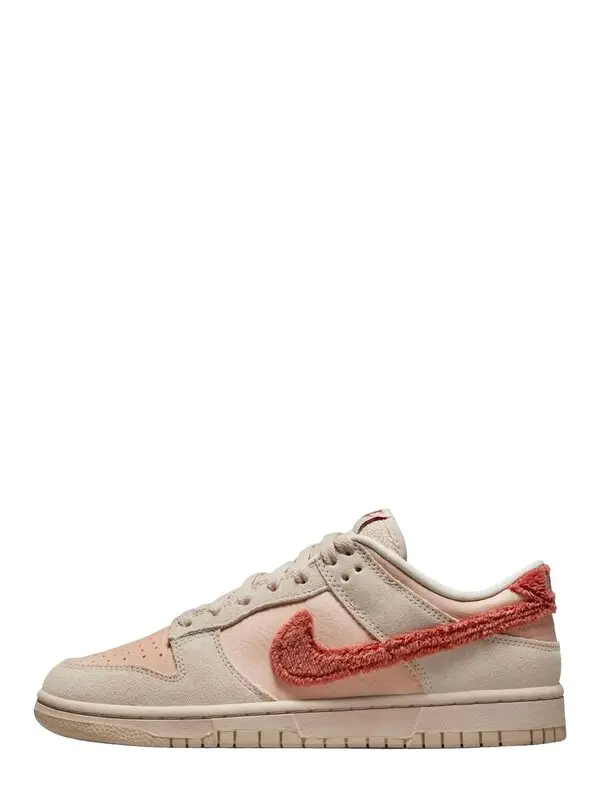 Nike Dunk Low "terry Swoosh" Sneakers - Cream