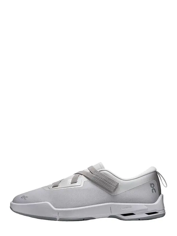 On X Zendaya Cloudnova Moon Sneakers - Wolf/alloy