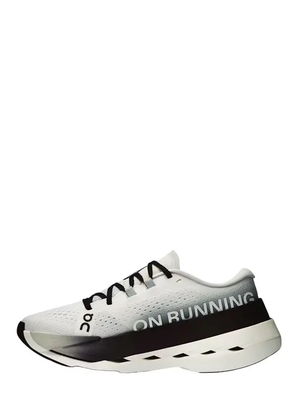 On Cloudboom Max Sneakers - White/black