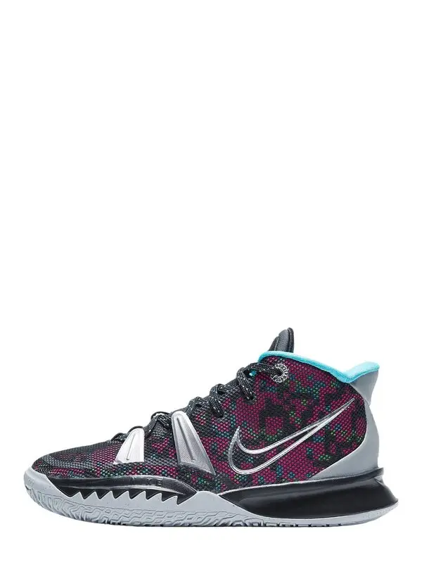 Nike Kyrie 7 'pixel Camo' Basketball Shoes - Black