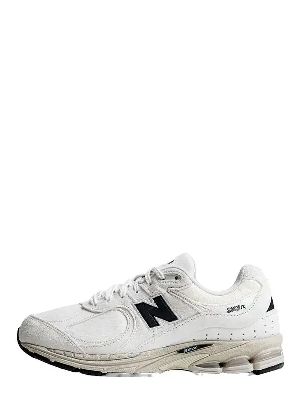 NEW BALANCE 2002r 'white Fur' Sneakers - Cream