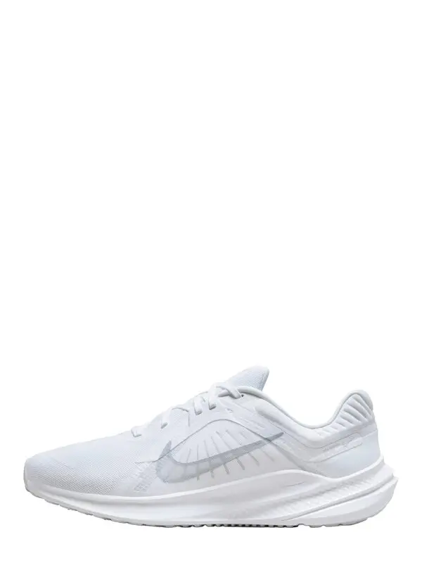 Nike Quest 5 Low Top Sneakers - White/silver