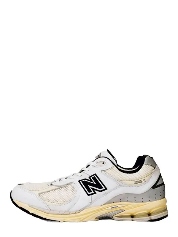 NEW BALANCE Thisisneverthat X 2002r Sneakers - White
