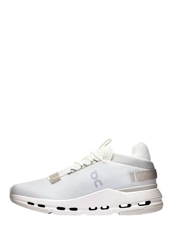 On Cloudnova 2 Sneakers - Ice/sand