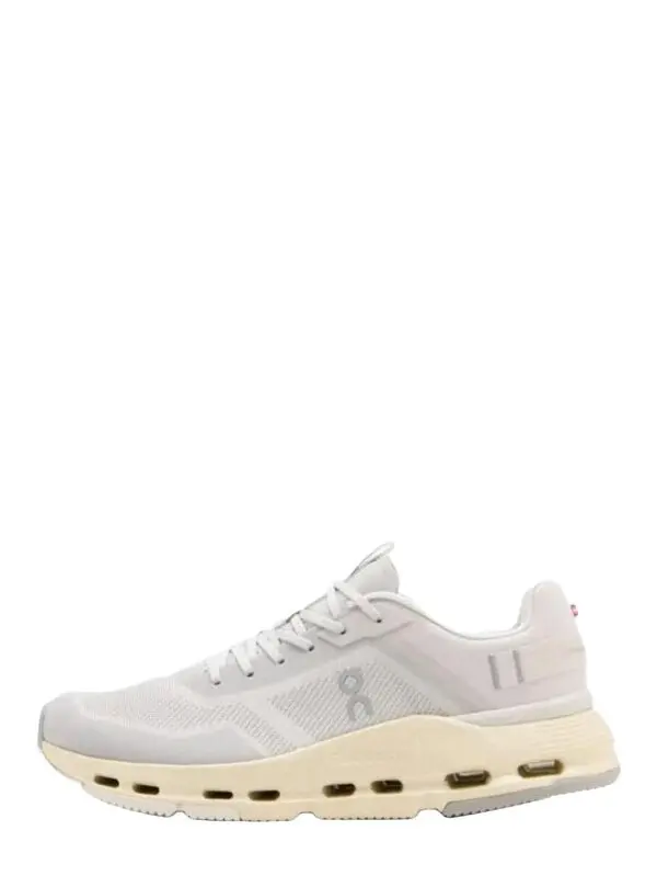 On Cloudnova Form 2 Sneakers - Grey/beige