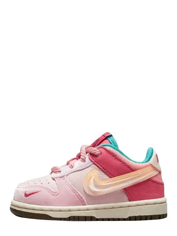 Nike X Social Status Dunk Low "strawberry Milk - Pink/cream