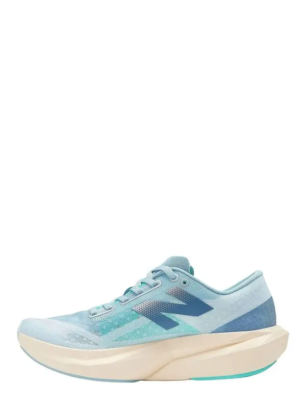 NEW BALANCE Fuelcell Rebel V4 Sneakers - Light Blue