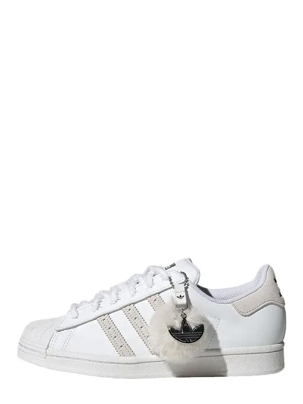 Adidas Superstar Low Top Sneakers - White/grey