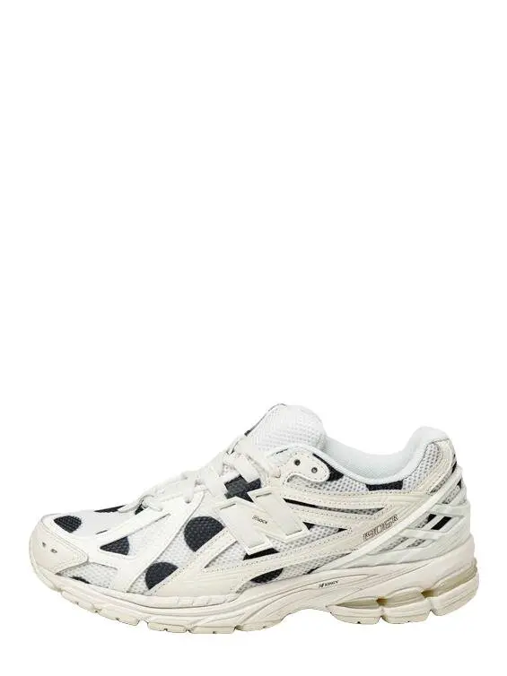 NEW BALANCE 1906r Sneakers - White/black
