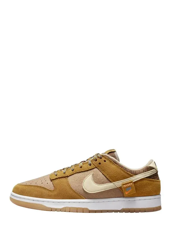 Nike Dunk Low Sneakers - Brown