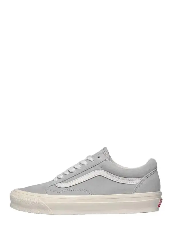 VANS Og Old Skool Lx "pig Suede" Lace-up Sneakers - Gray/white