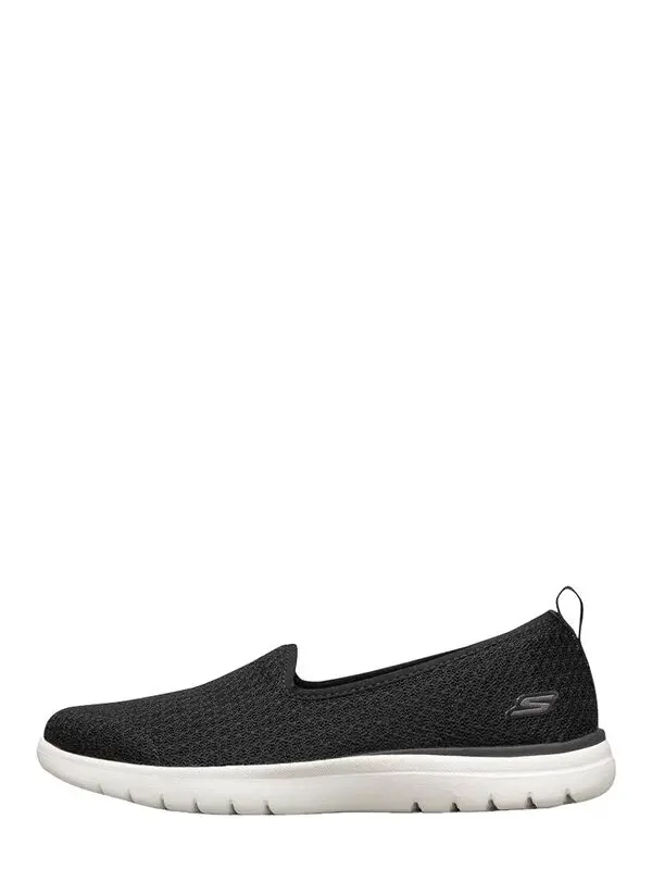 Sketchers On-the-go Flex Slip-on Sneakers - Black/white