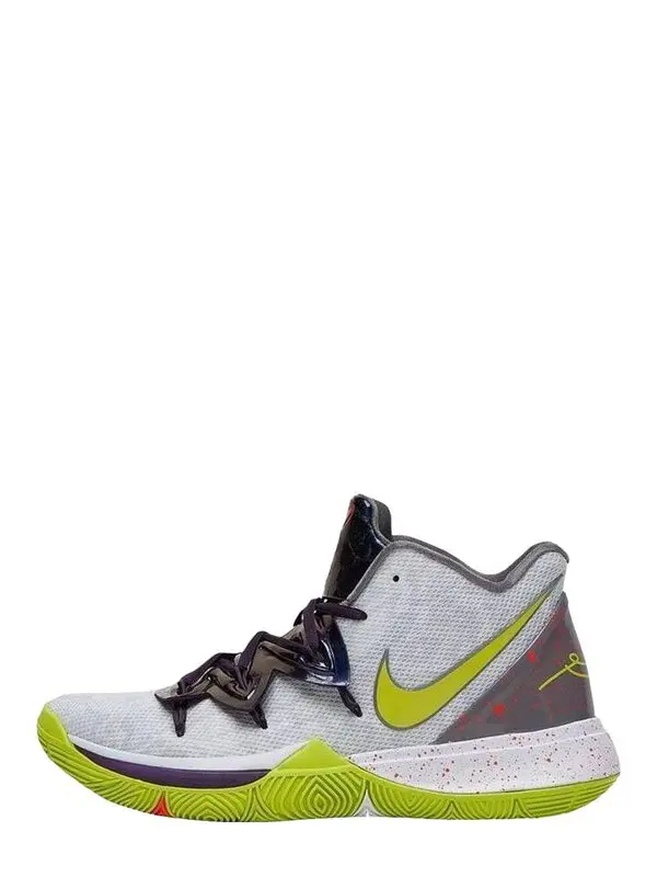 Nike Kyrie 5 'mamba Mentality' Sneakers - Gray/green