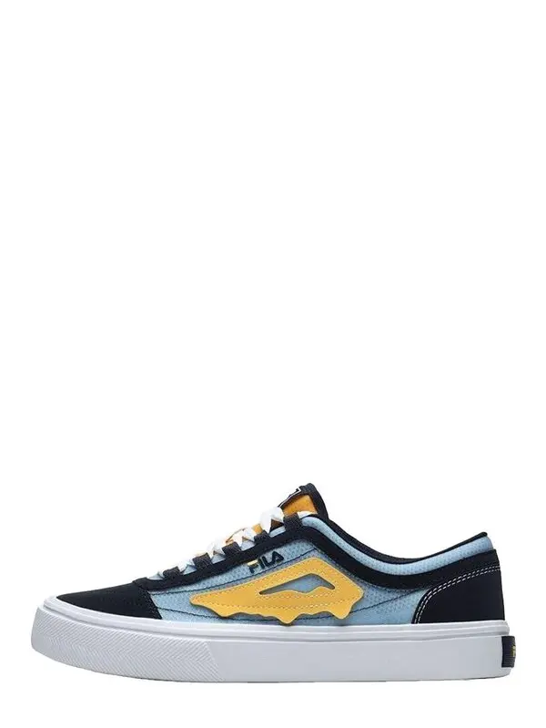 FILA FUSION Ollie Low Top Sneakers - Default Colorway
