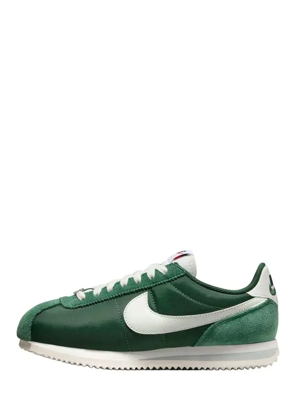 Nike Cortez "fir" Athletic Sneakers - Fir/sail/sail