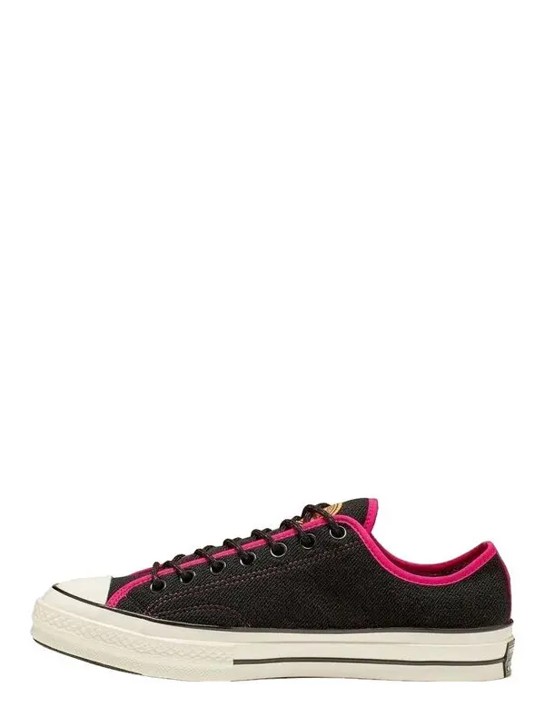 CONVERSE Chuck 70 Low Top Sneakers - Black/pink