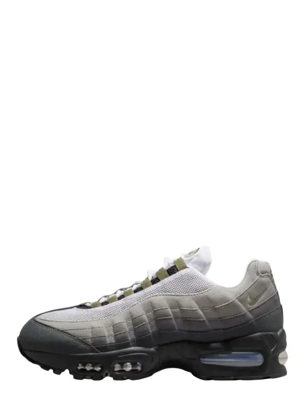 Nike Max 95 Sneakers - Medium Olive/black