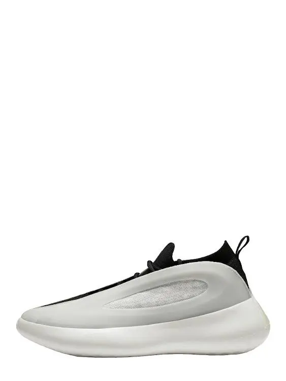 PEAK High-top Sneakers - Beige White/black