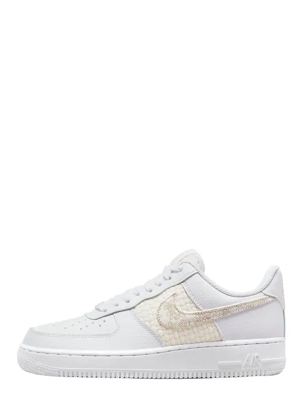 Nike Force 1 '07 Se 'flower Swoosh' Sneakers - White