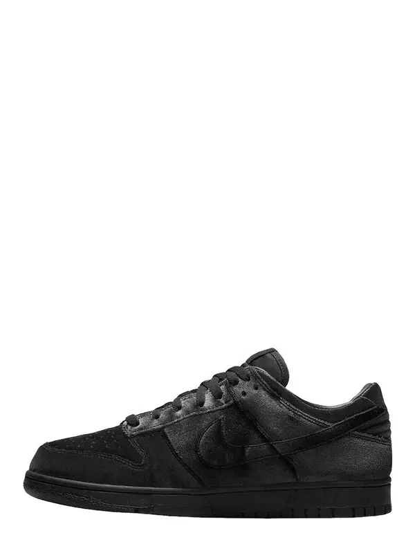 Nike X Dover Street Market Dunk Low Velvet - Black