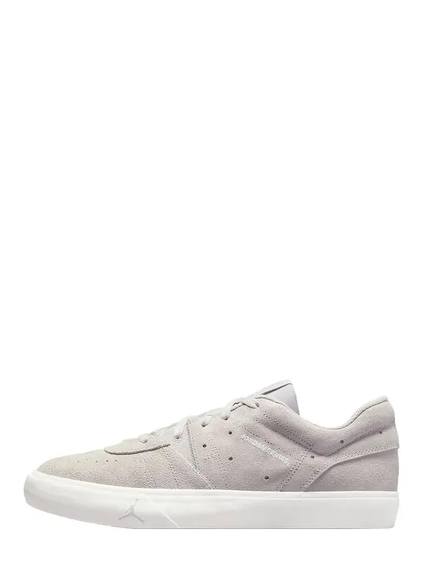 JORDAN Air Series Es Low Top Sneakers - Grey/cloud White