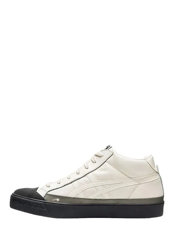 Onitsuka Tiger Fabre Classic Mt Mid Top Sneakers - White/black