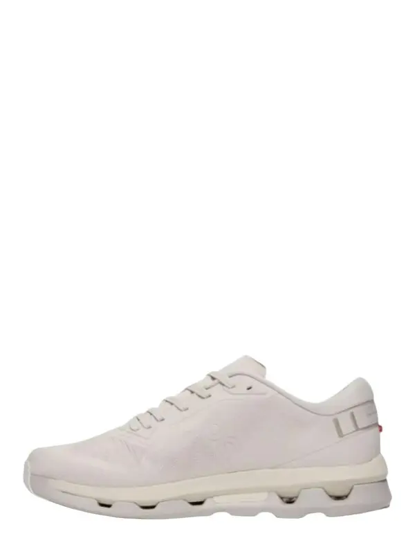 On Cloudzone Sneakers - Pearl/truffle