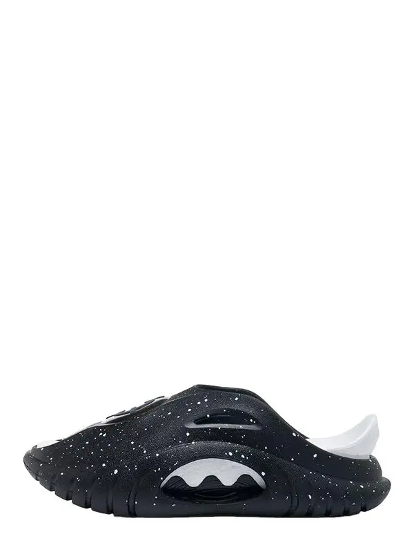 RIGORER Shark Sandals - Coconut White/black