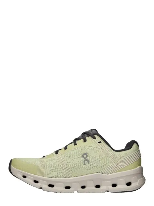On Cloudgo Sneakers - Hay/sand