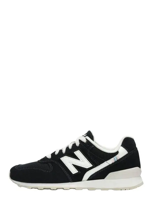 NEW BALANCE 996 Low Top Sneakers - Black