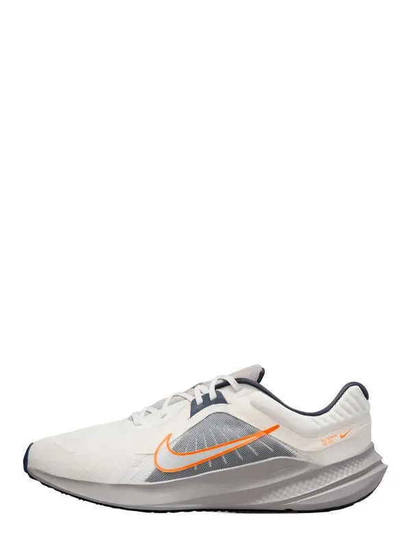 Nike Quest 5 Athletic Sneakers - Light Grey