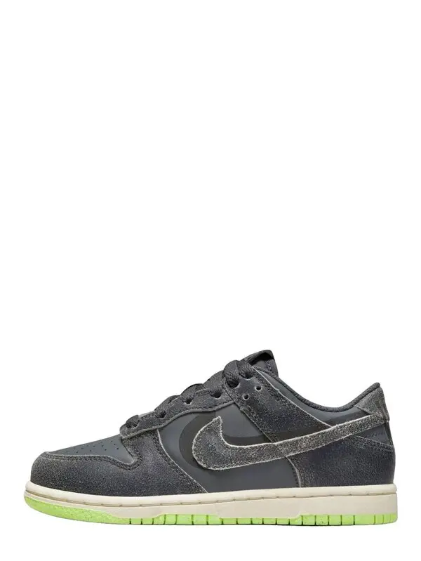 Nike Dunk Low Se 'halloween Cauldron' Sneakers - Grey