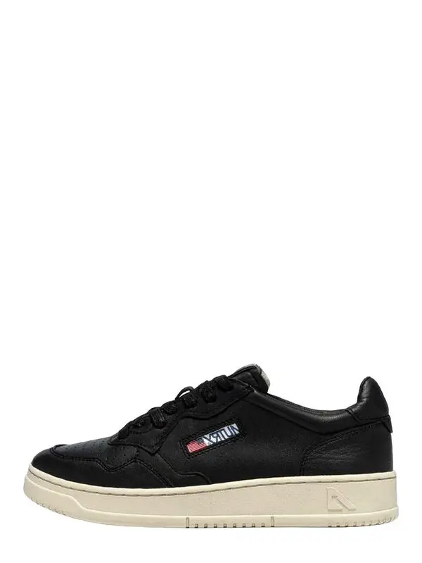 AUTRY Medalist Low Top Goat Leather Sneakers - Black
