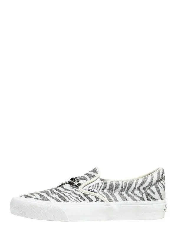 VANS Needles X Vault Classic Slip-on V 'animal Print' Sneakers - White
