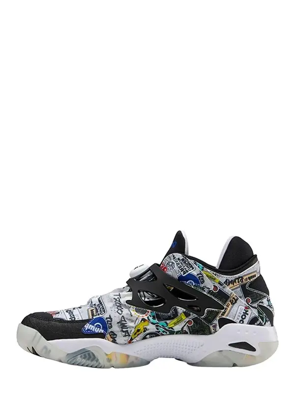 REEBOK Pump Court "sticker City - White
