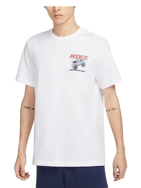 Nike Graphic T-shirt Asia Sizing - White