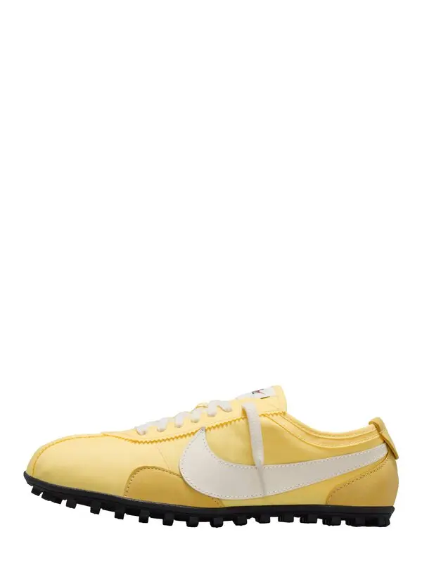 Nike Moon Shoe - Soft Yellow/black