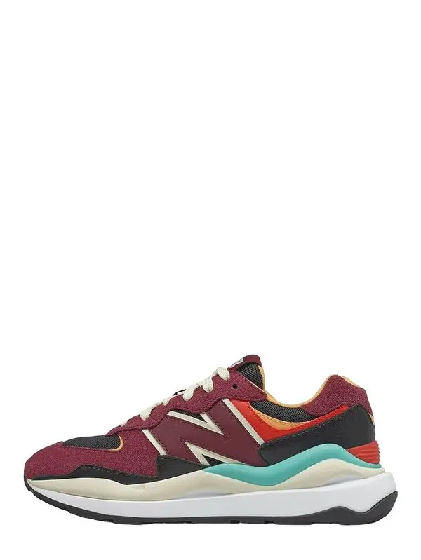 NEW BALANCE 57/40 Athletic Footwear - Black/red