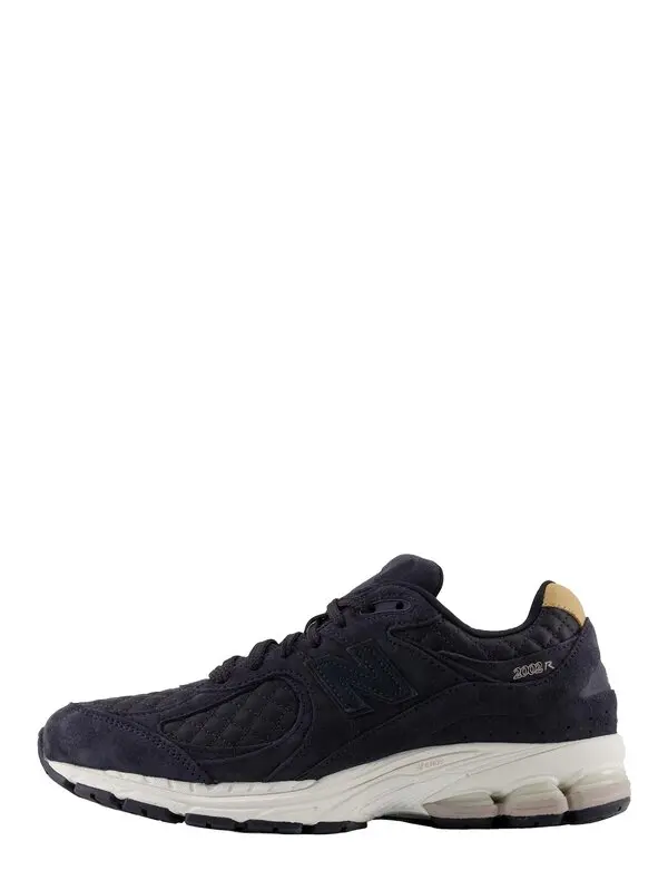 NEW BALANCE 2002r Quilted Sneakers - Black/sea Salt/tan