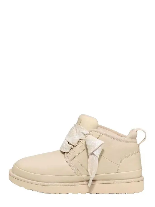 UGG Neumel Ankle Boots With Ribbon Fastening - Beige