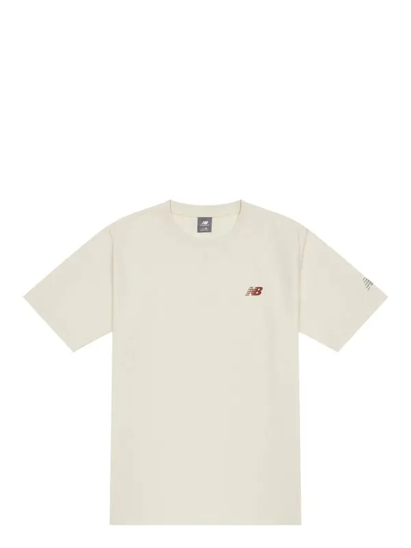 NEW BALANCE Hypersports Logo T-shirt - Cream