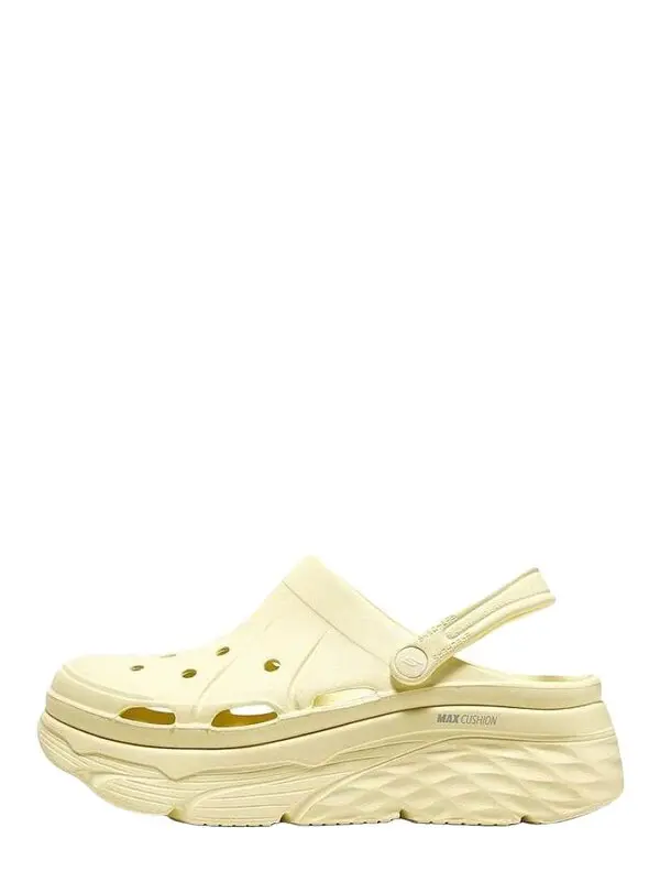 Sketchers Max Cushioning Clogs - Beige