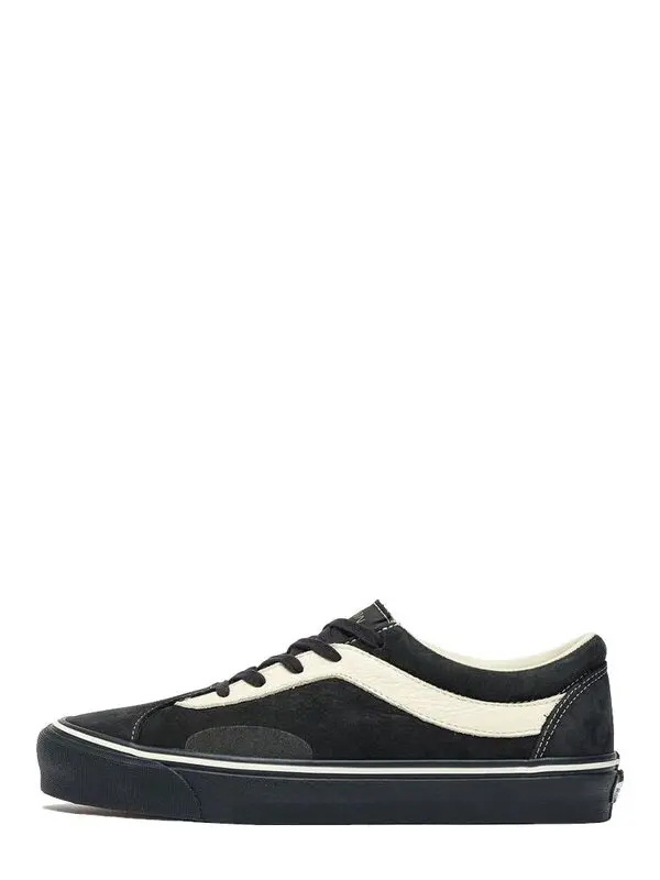 VANS Julian Klincewicz X Bold Ni Lx 'compassion' Sneakers - Black