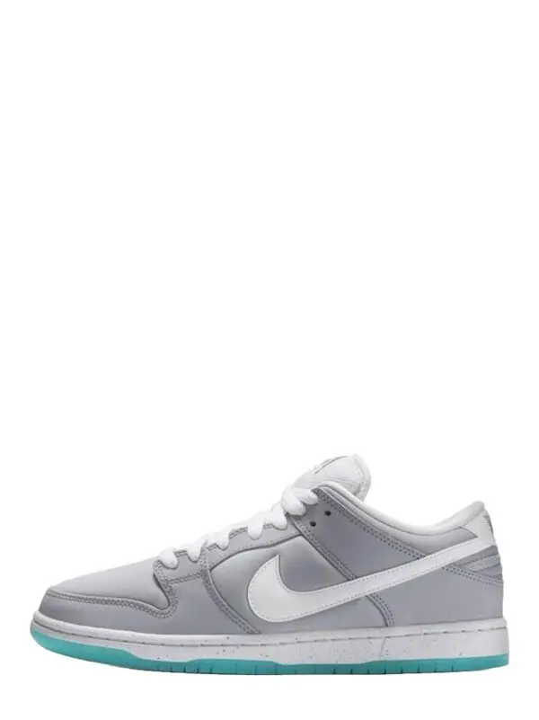 Nike Dunk Low "marty Mcfly" Sneakers - Grey