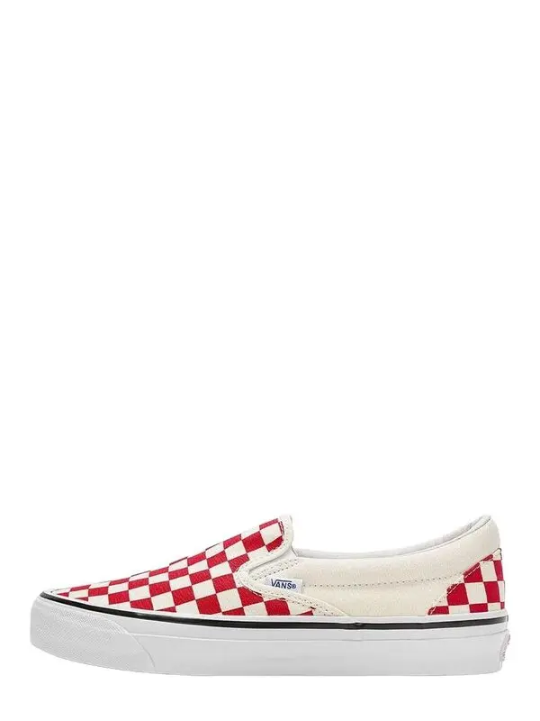 VANS Og Slip-on Checkerboard Low Top Sneakers - Red/white